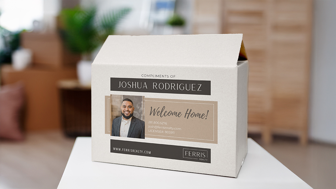 Packeze Custom Signs, Custom Banners, Custom Boxes & More